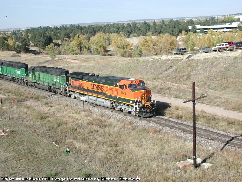 BNSF 1122